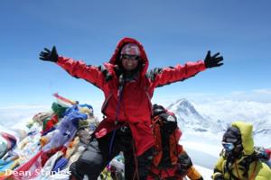 (English) Everest climber Magar stages fast unto death - Montagna.TV