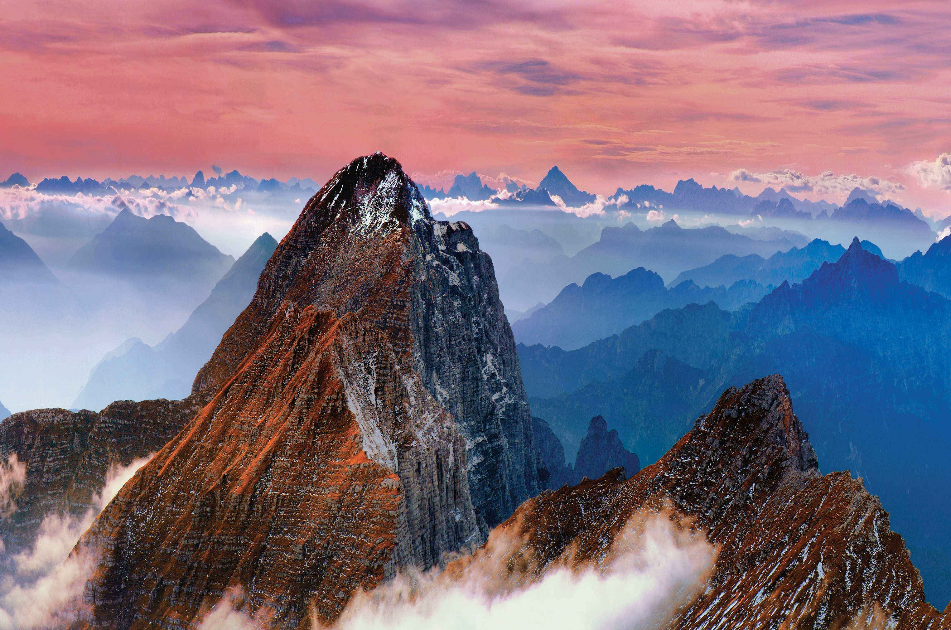 Alpi Giulie: territorio ed escursioni nel cuore del Friuli