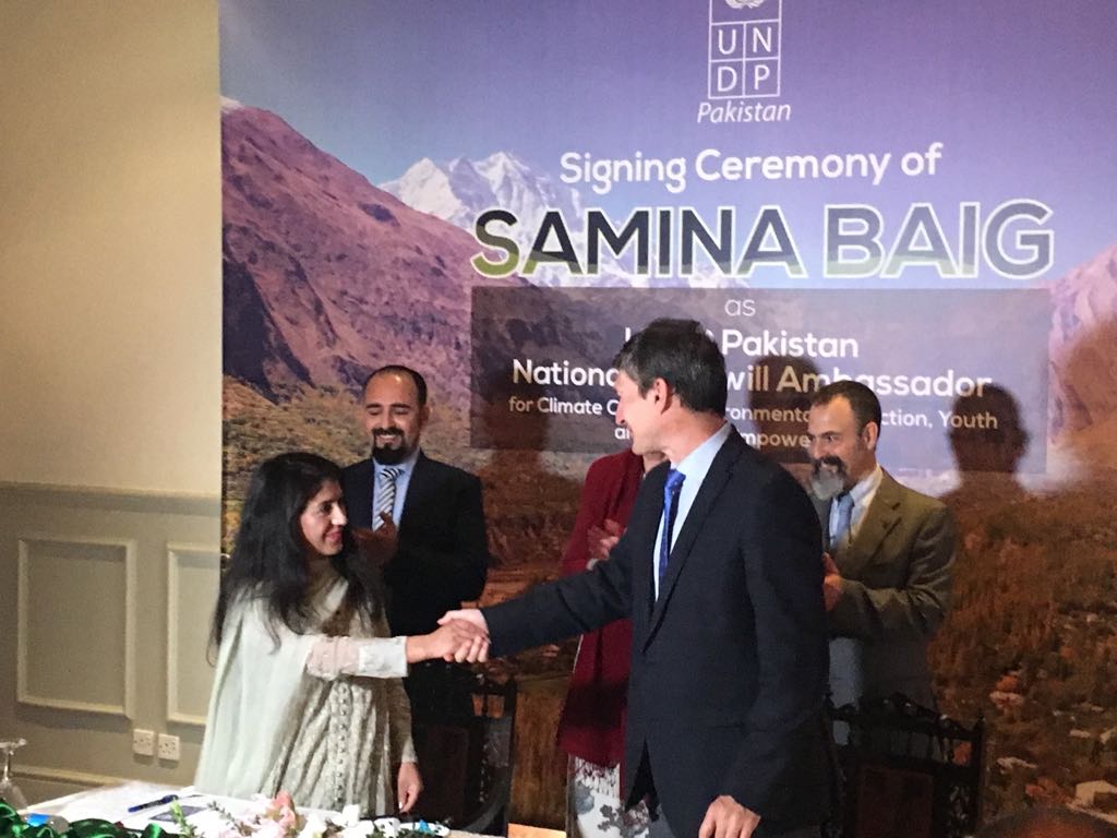 La giovane alpinista Samina Baig nominata Ambasciatrice Onu in Pakistan - Montagna.TV