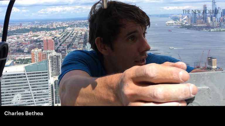 Dalle pareti rocciose ai grattacieli, la nuova impresa di Alex Honnold ...