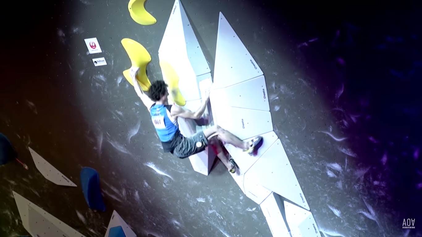 Dietro le scene delle gare di boulder con Adam Ondra - Montagna.TV
