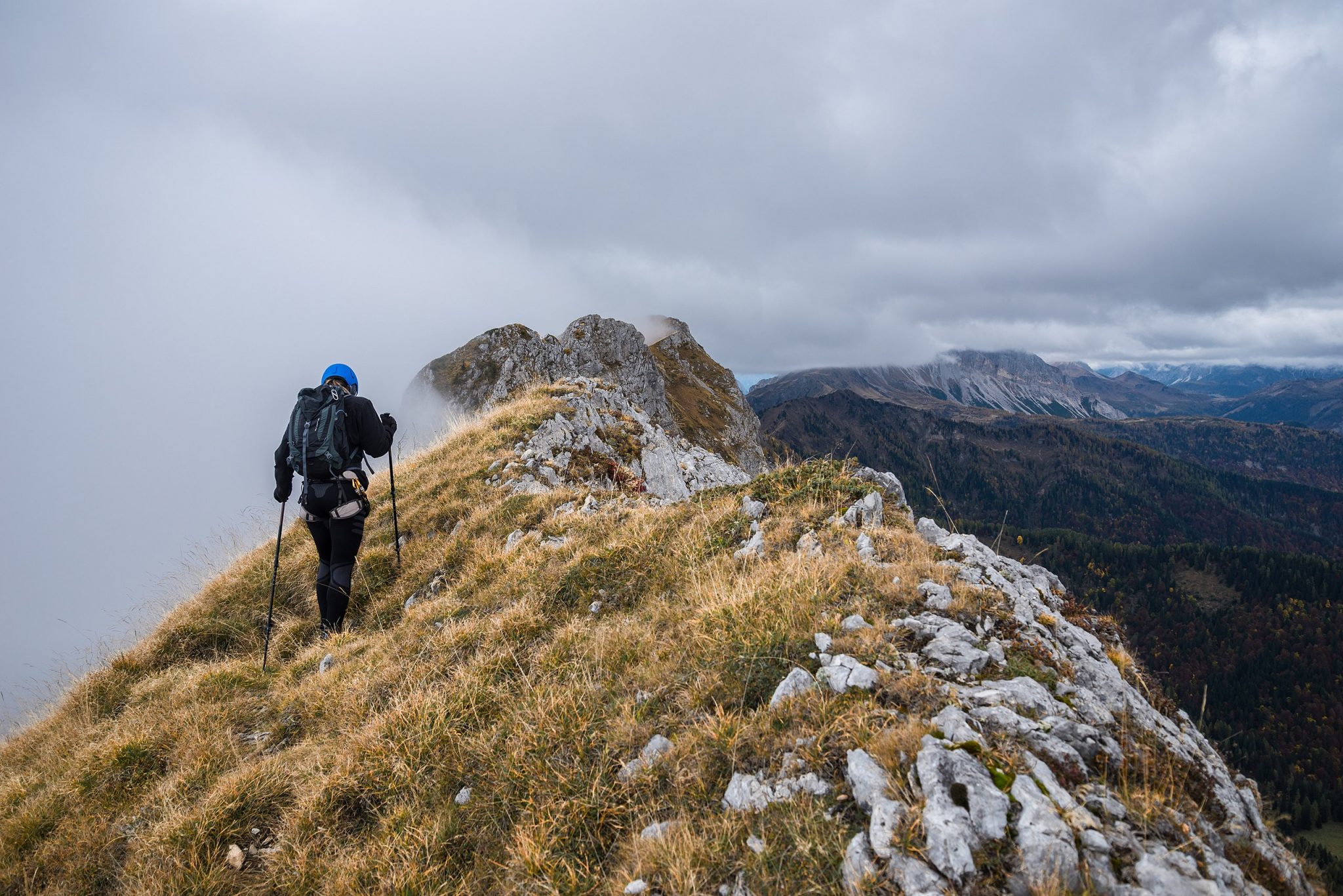 Monte Tinisa. 11enne esausto in vetta con il temporale in arrivo ...