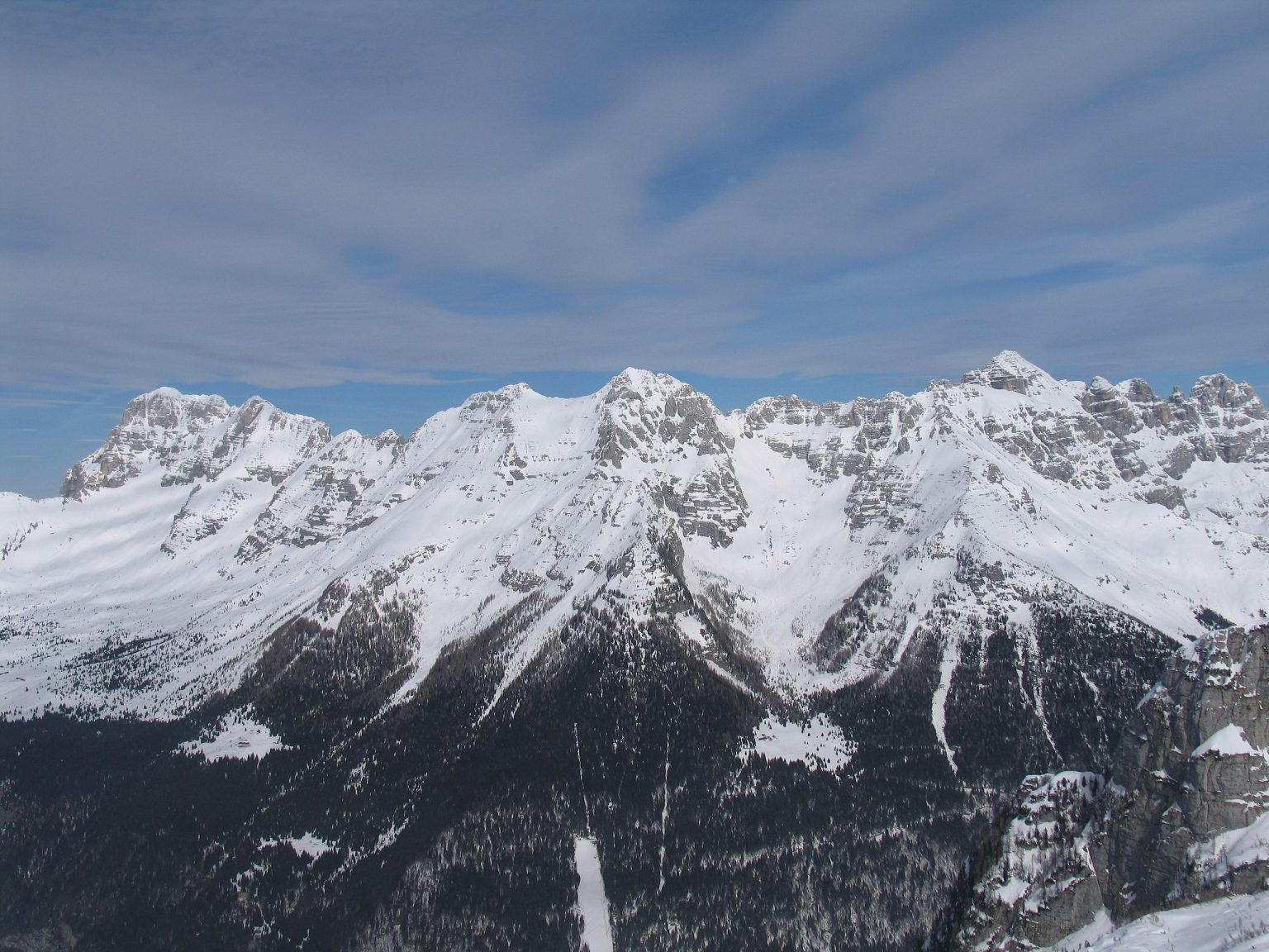 Lo "strano" caso del Ghiacciaio occidentale del Montasio, resistente ai ...