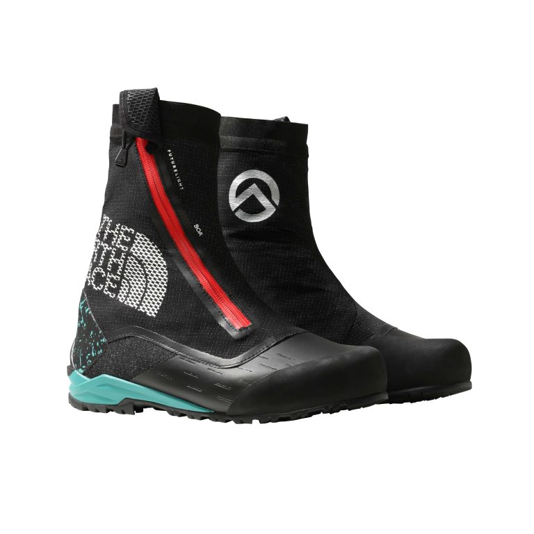 Scarpone Summit Cayesh Futurelight - Montagna.TV Durante il test ...