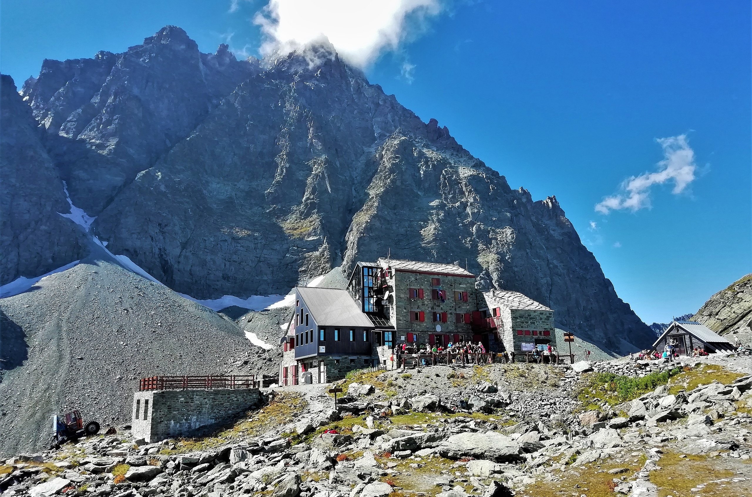 Rifugi e siccità, sulle Alpi occidentali c'è chi sceglie di aprire in ...