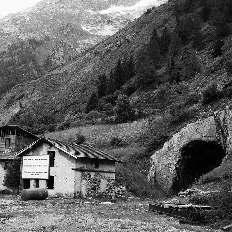 Tunnel del Monte Bianco: la storia, il successo, la tragedia - Montagna.TV