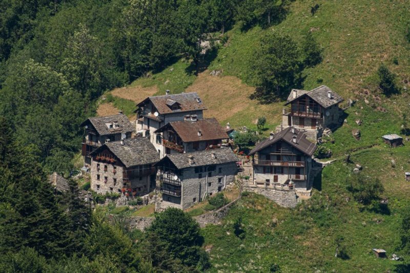 Alla scoperta di Rassa, in Valsesia - Montagna.tv